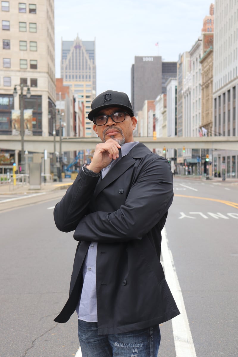 Artist Bio | Darin Darby Art