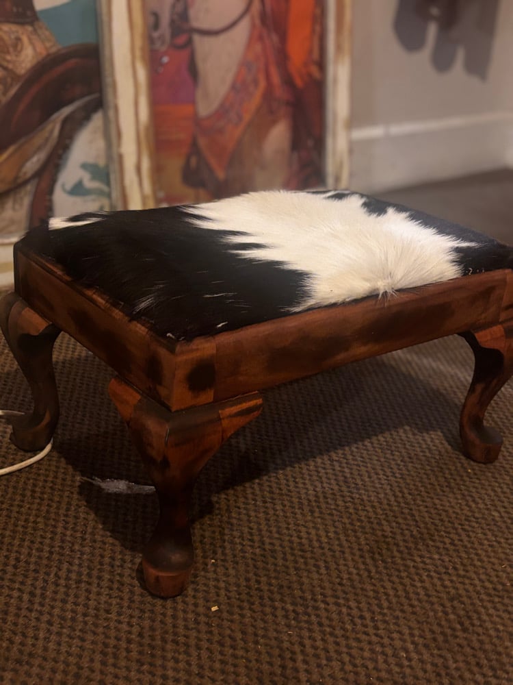 Hide foot stall | Domzie Vintage Store