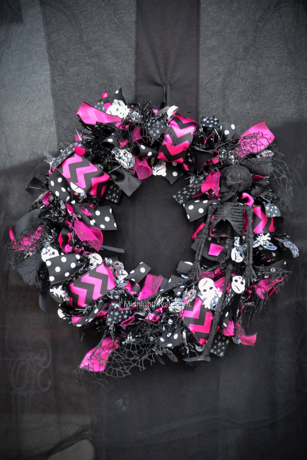 Tibia: Decorative Skeleton Wreath | Midnight Mysterium