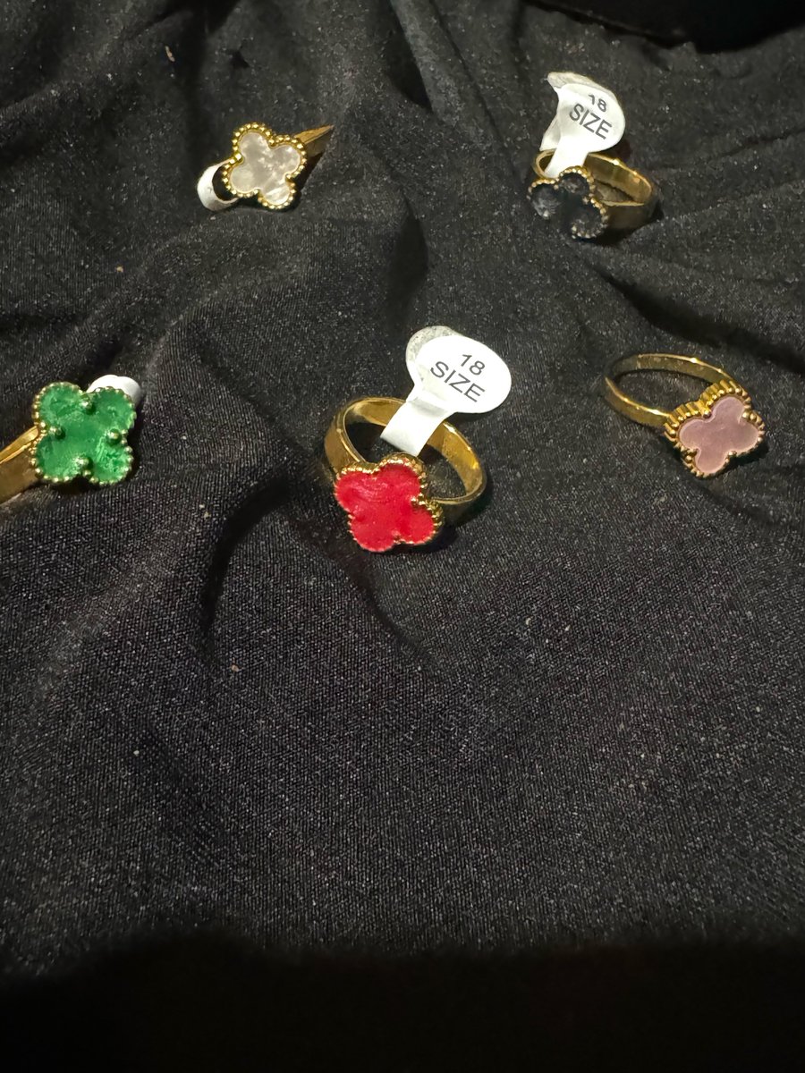 Lucky Rings | We R Bellas