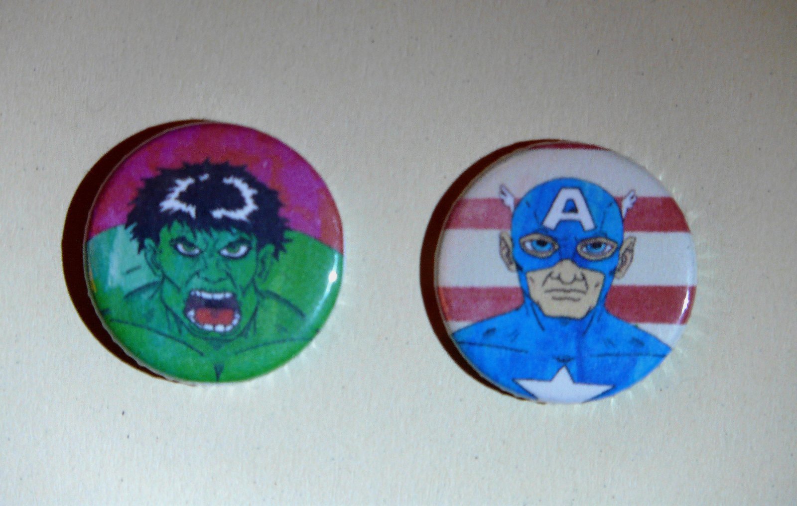 Incredible Hulk & Captain America Badges / Tom Graham Illustration