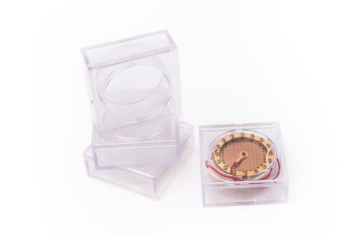 Studio 939 — Capsule Boxes