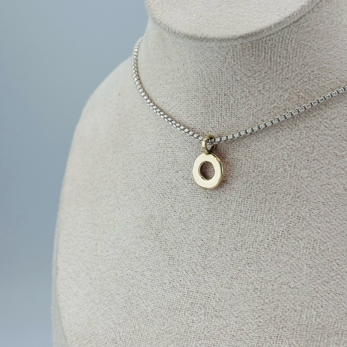 Phish donut in 10k gold | End Designs