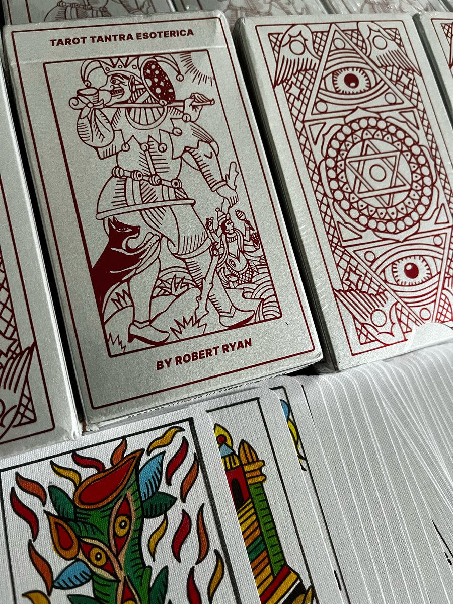TAROT DECK BY ROBERT RYAN | Lifers Books