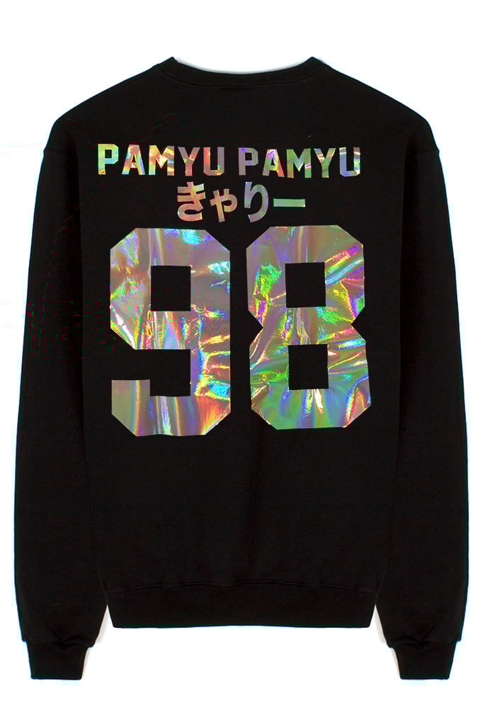 APPAREL K — KYARY PAMYU PAMYU きゃりーぱみゅぱみゅ CREWNECK