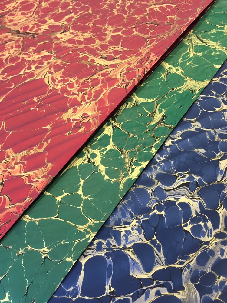 Marbled Paper #96 - 'Metallic Spanish Ripple' on Green | Jemma Lewis ...