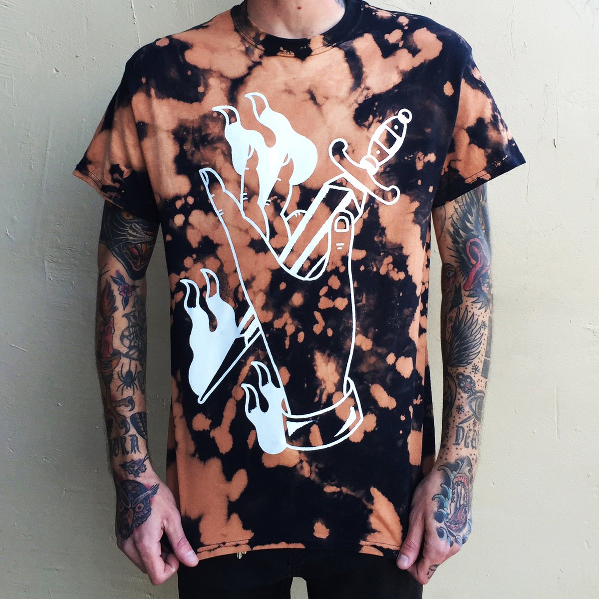 Bleach Dagger Shirt | Traditional Tattoo Flash