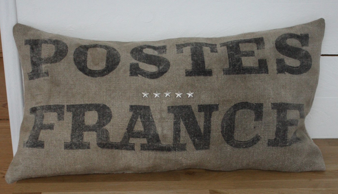 Coussin Poste France. | Le Grenier de Ninon