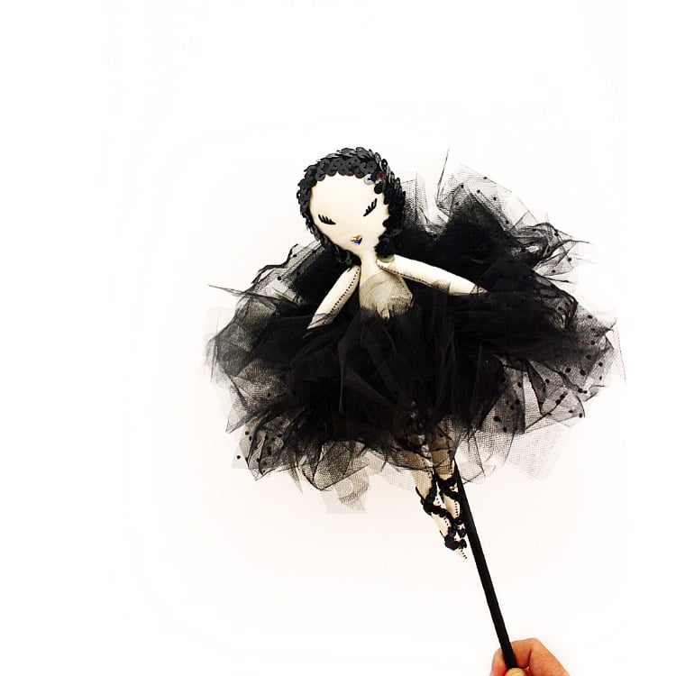 "MAVEN ODILE" a Maven Miniature / Maven Dolls