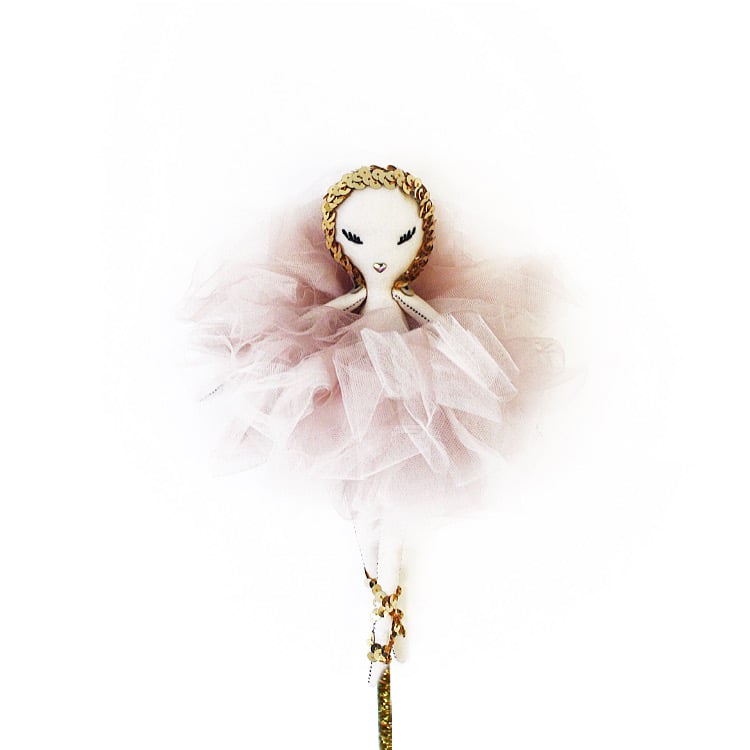 "MAVEN ODETTE" a Maven Miniature / Maven Dolls