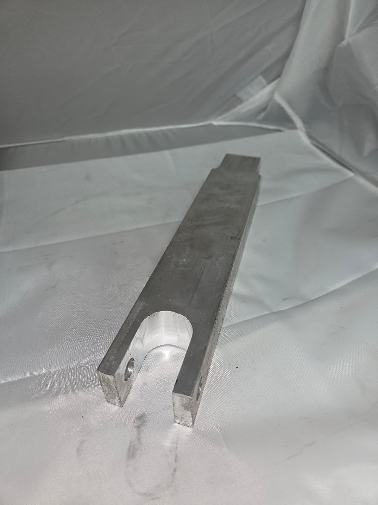 Vstar 1100. Rigid Frame Conversion Strut | Gattis Garage – Custom ...