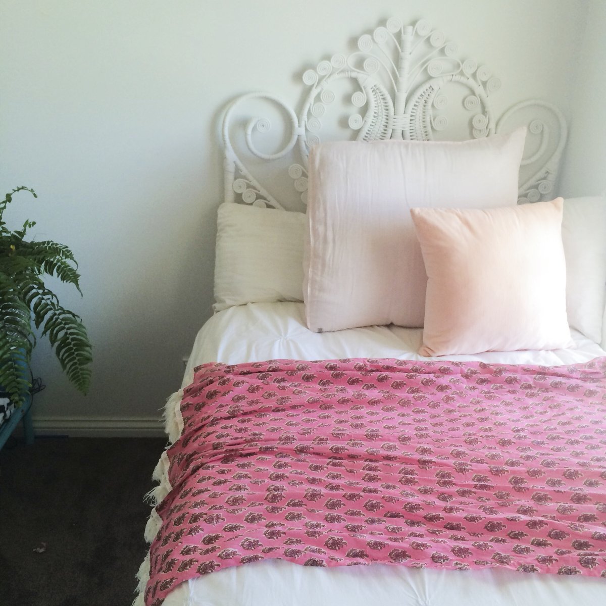 Tassel Bed Throws - Stella Pink / Chasing Stella
