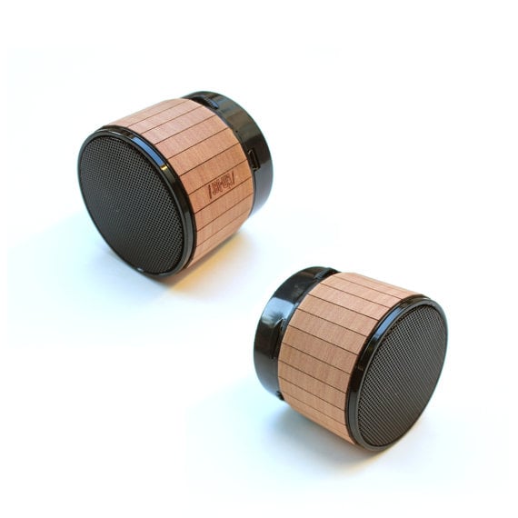 TIMBER Wood Skin Bluetooth Speaker / Nanogram