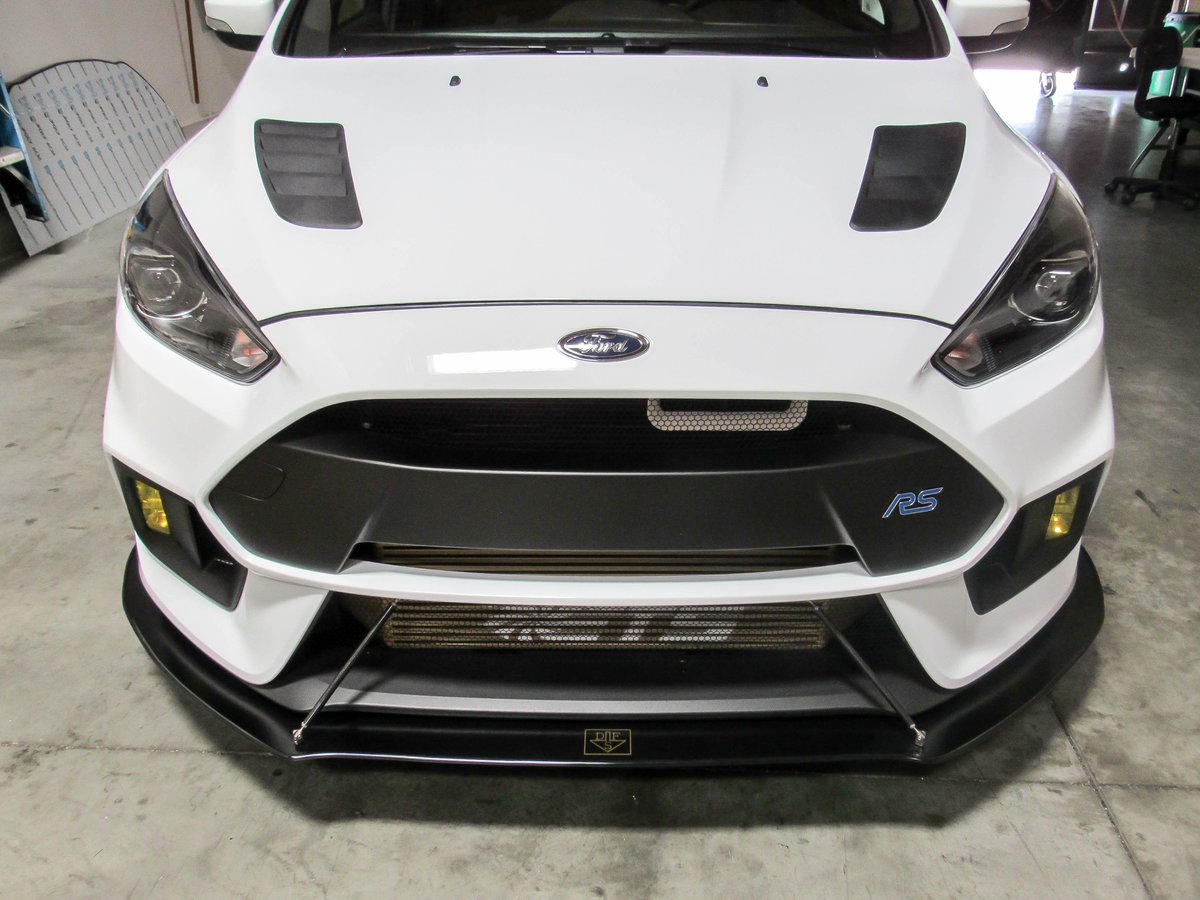 DownForceSolutions — 2016-2020 Ford Focus RS "V1" front splitter