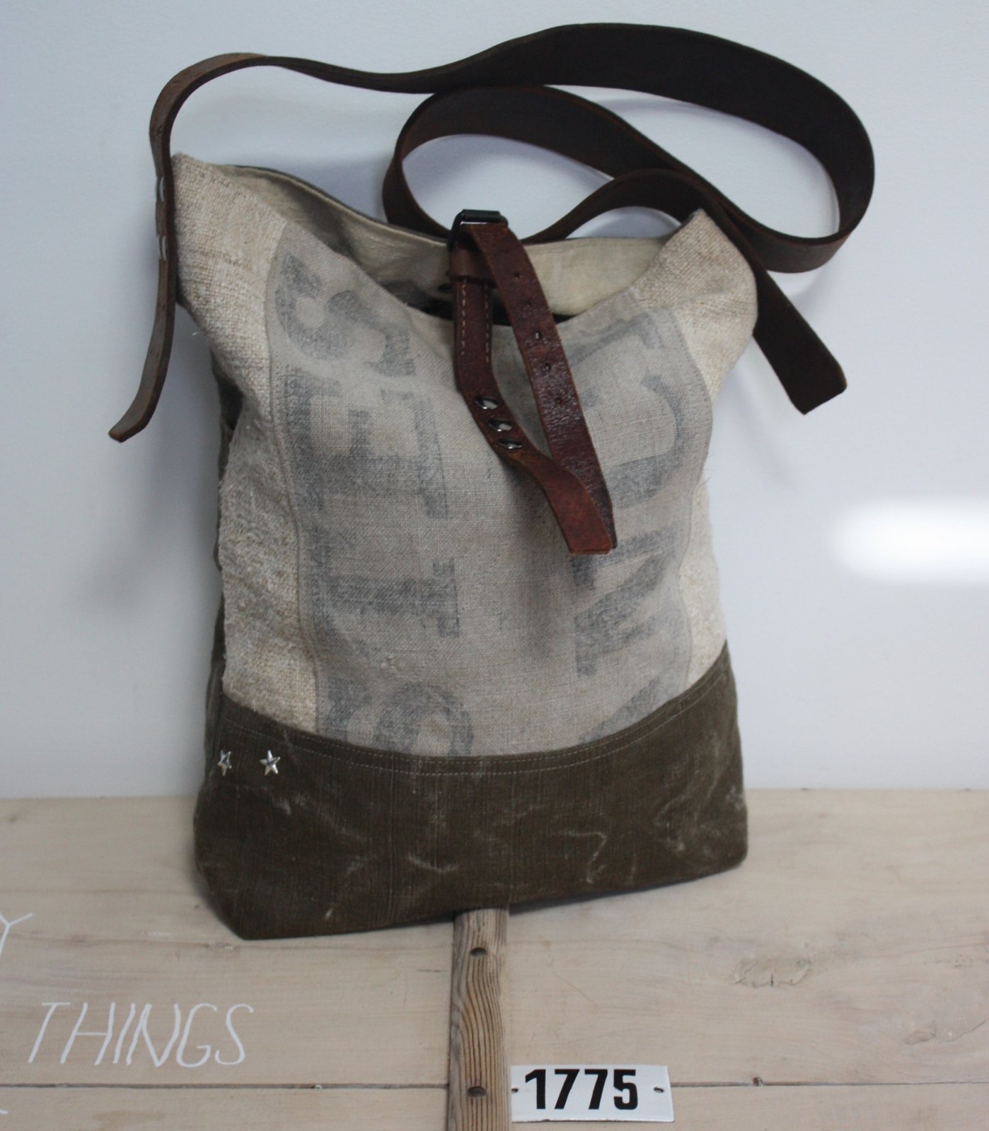 Sac bandoulière poste & Army. / Le Grenier de Ninon