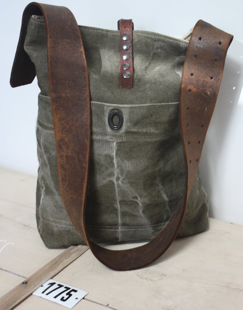 Sac bandoulière poste & Army. / Le Grenier de Ninon