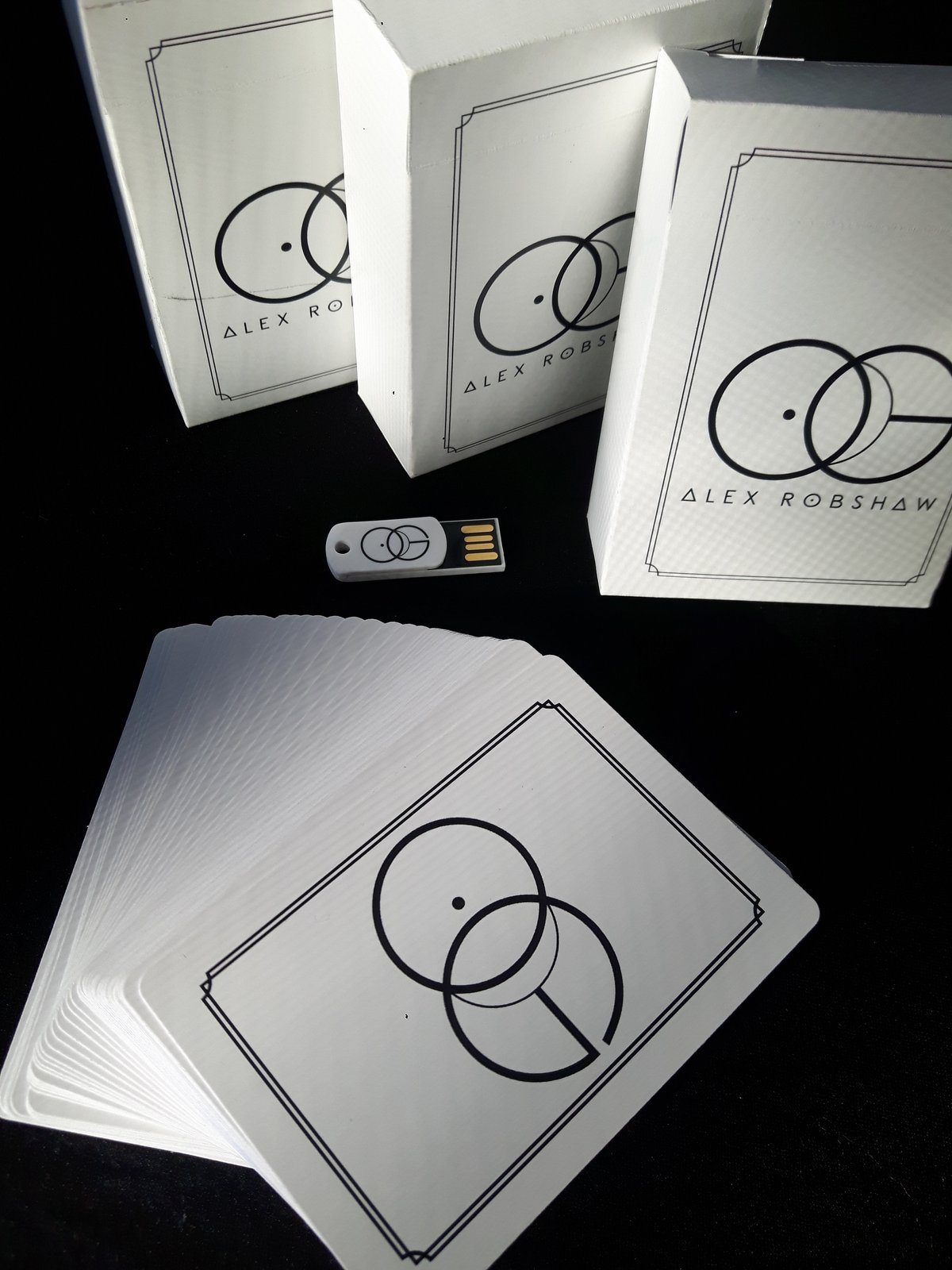 Original Game • Deck of Cards & USB support / Alex Robshaw