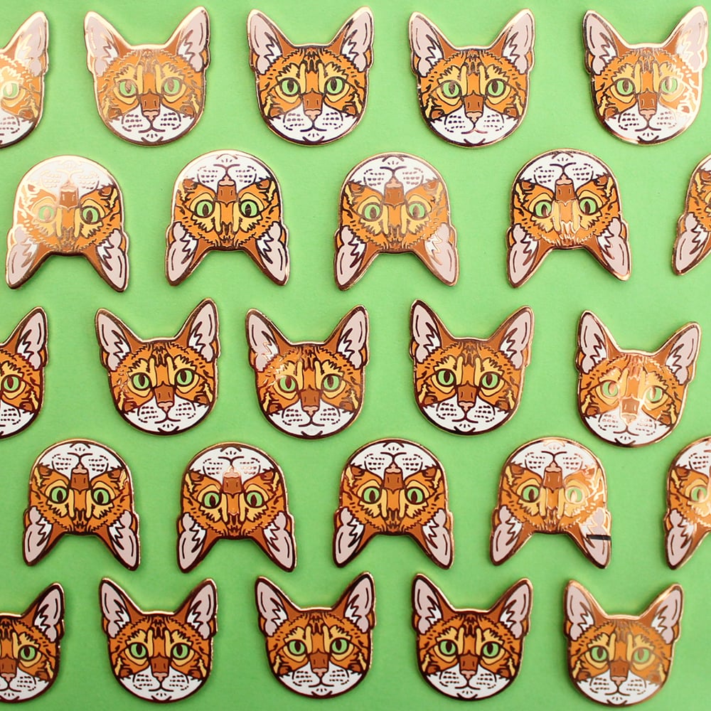 Bengal cat, hard enamel pin - rose gold plating - cat breed - cat pin ... Bengal cat, hard enamel pin - rose gold plating - cat breed - cat pin ...