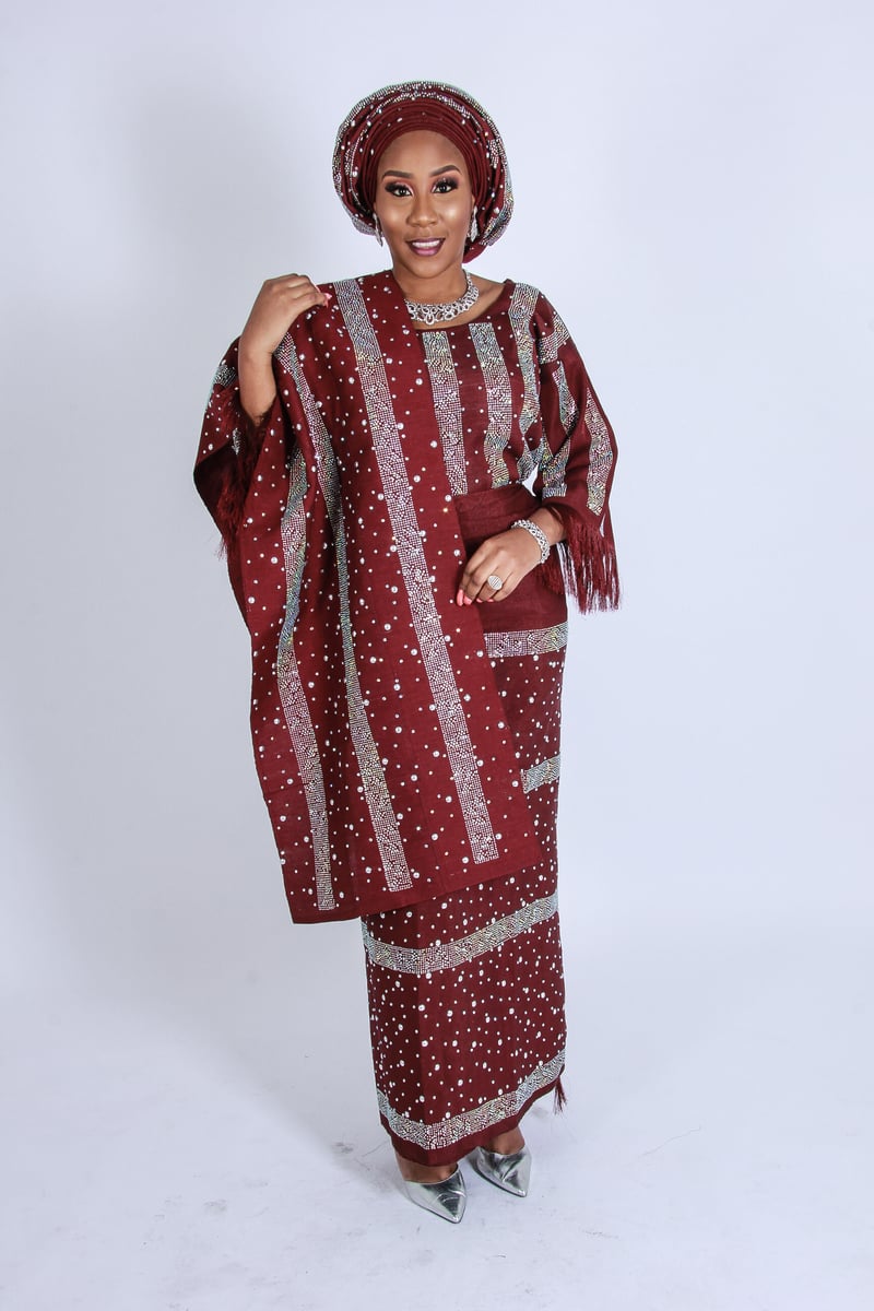 Women's Iro and buba custom made to fit Aso Oke | S'ALONGÉ Women's Iro and buba custom made to fit Aso Oke | S'ALONGÉ