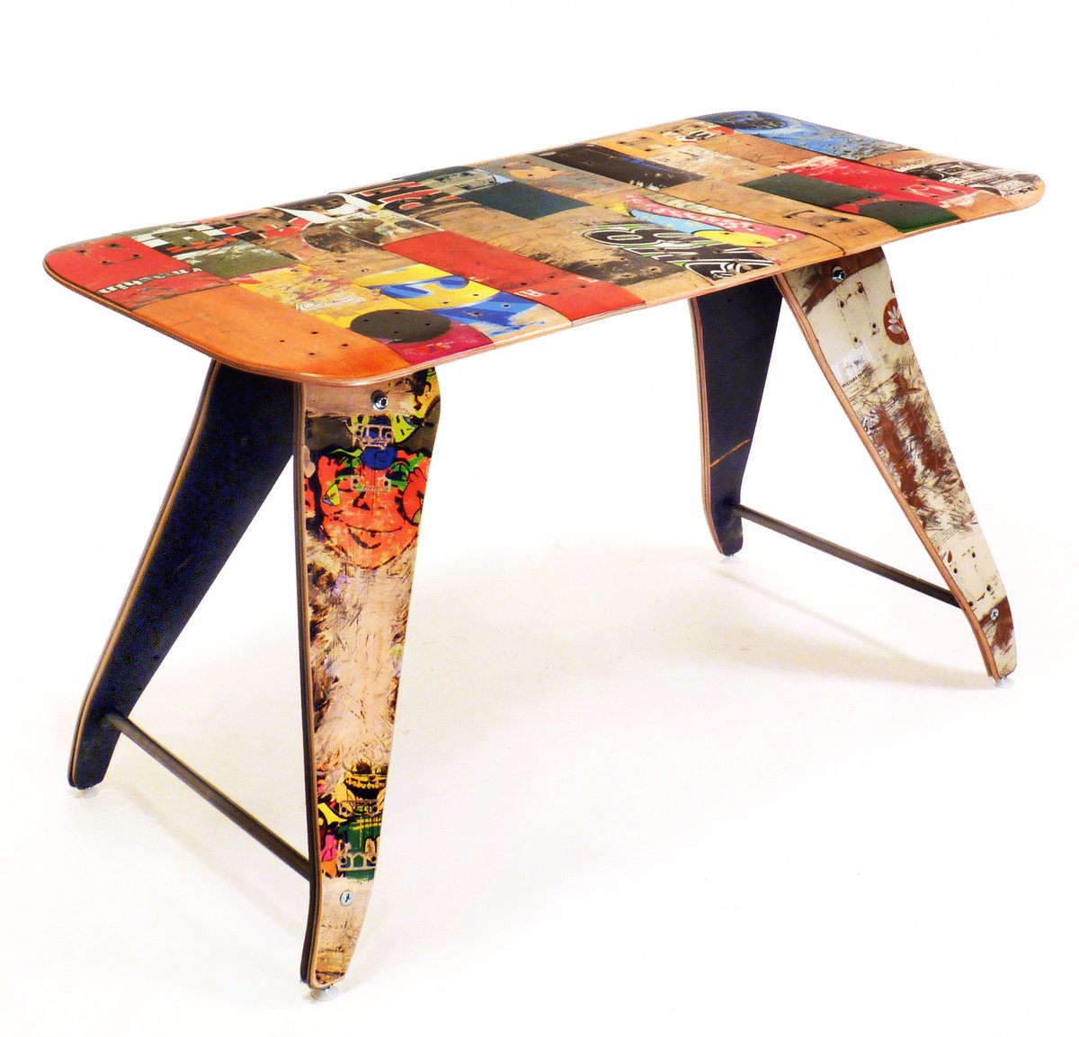 SkateDesk - Recycled Skateboard Desk 48"x24"x30"H / Recycled Skateboard ...