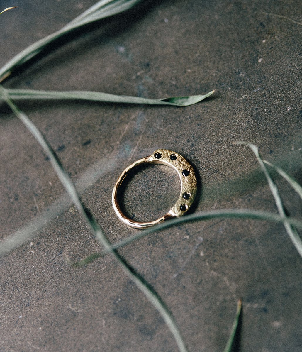 Lasca Black Diamonds Ring | Inés Susaeta
