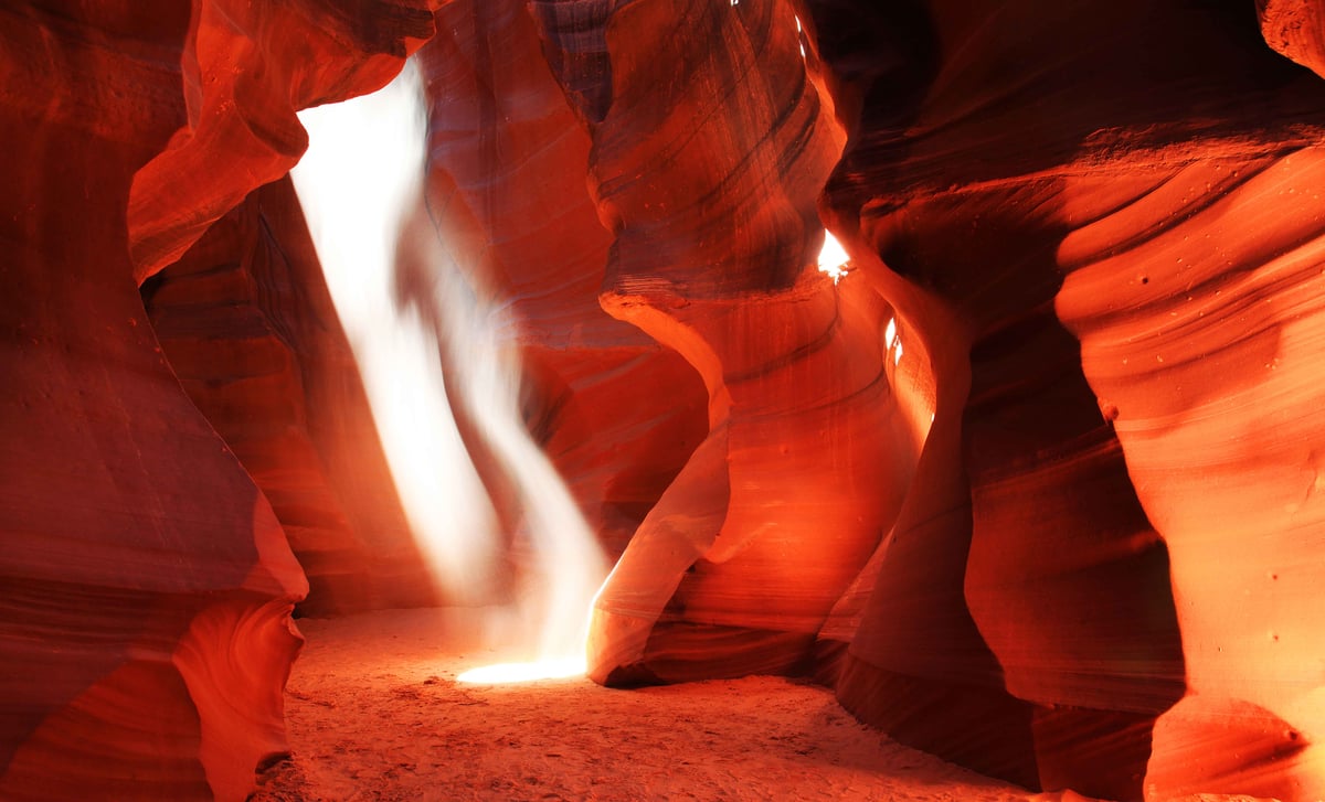 Dancing Light | RJ Hooper Photography