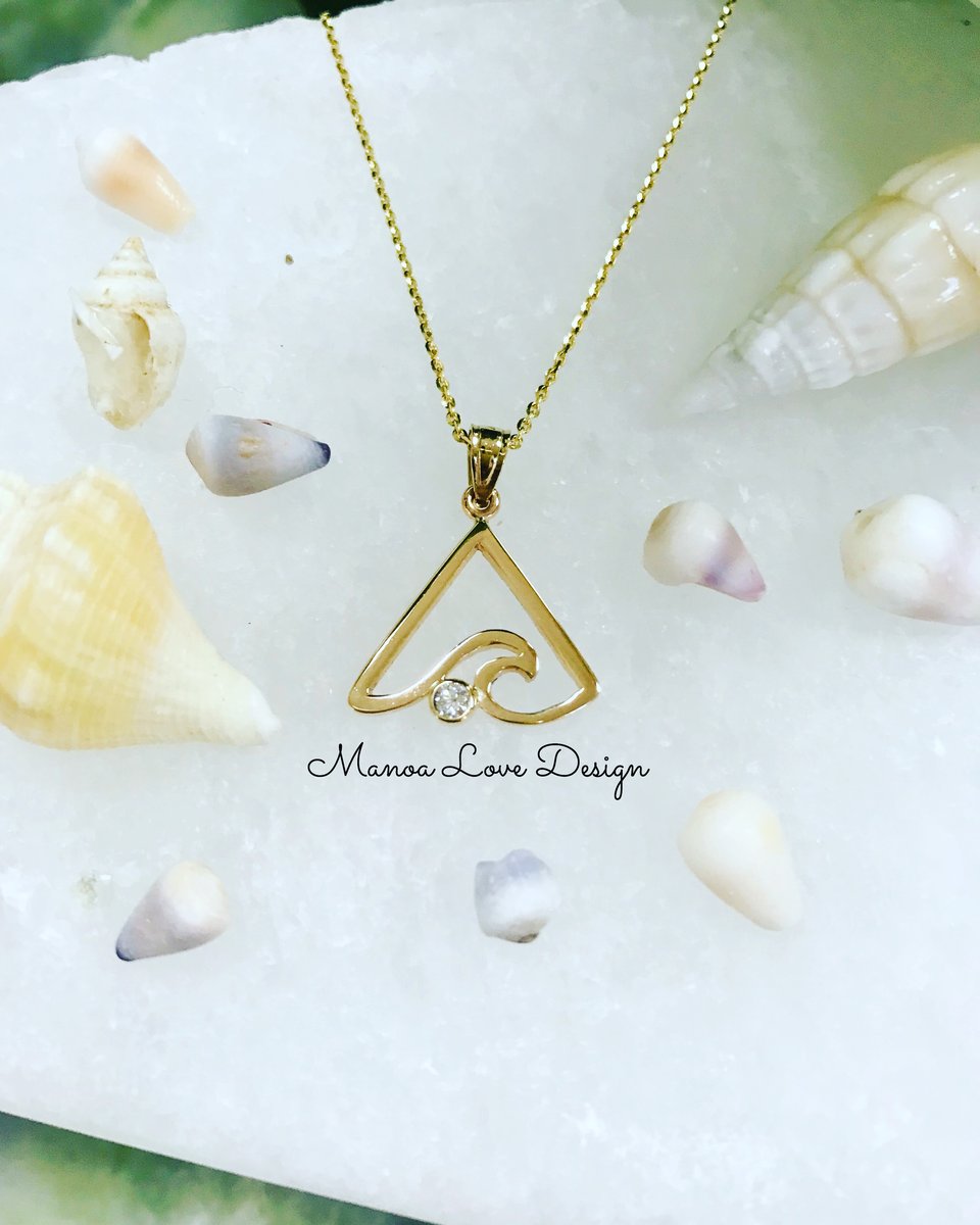 14k solid gold triangle Hawaiian wave with white diamond | Manoa Love ...