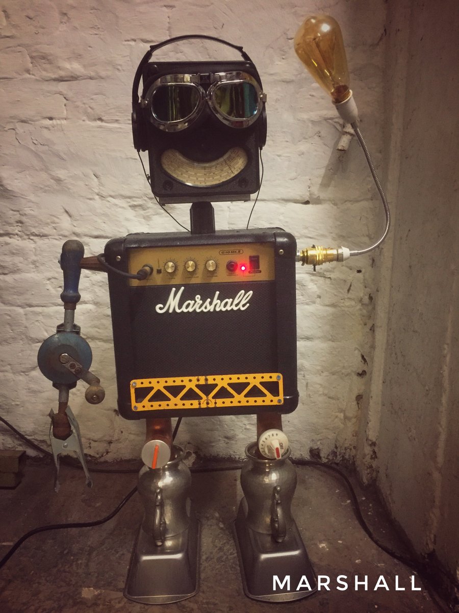 Music playing robots | Gizmobots