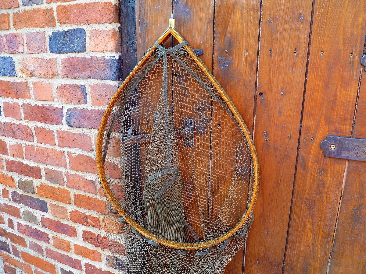 Traditional Ash framed landing net | Handmade Fishing Tackle
