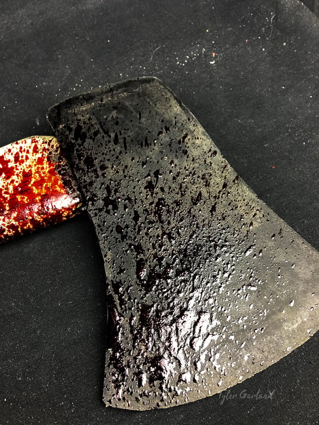 Menacing Murderer | Horror Axes