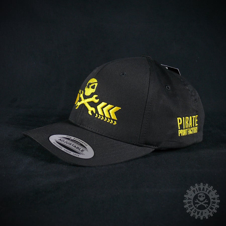 ADJUSTABLE CAP PIRATE BLACK/YELLOW | Pirate Print Factory