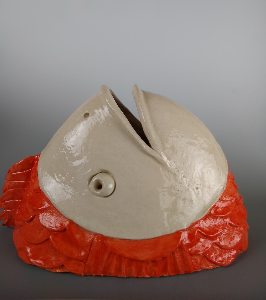 Scarlet the ceramic fish | Fiona Bates Ceramics