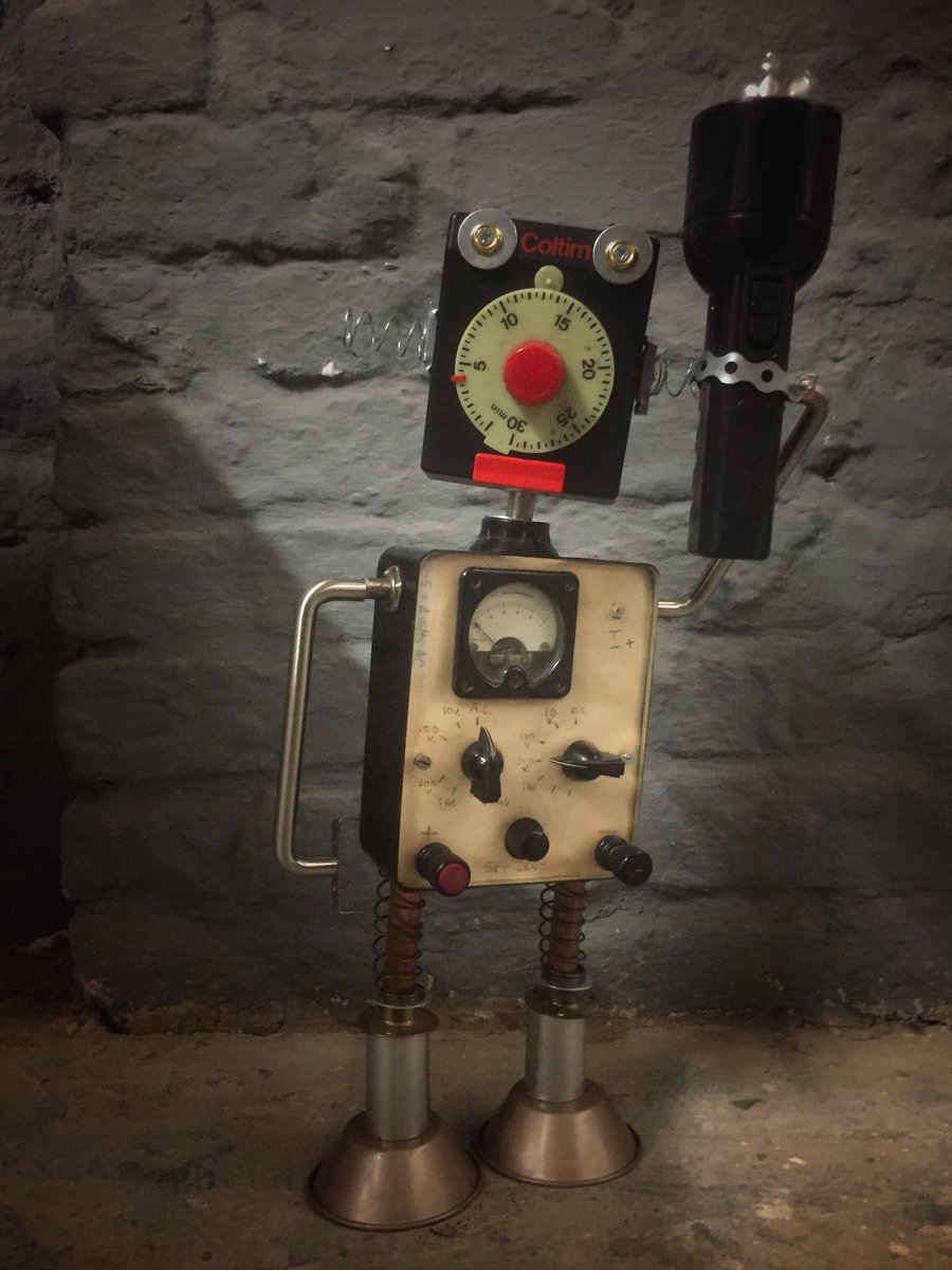 Music playing robots | Gizmobots