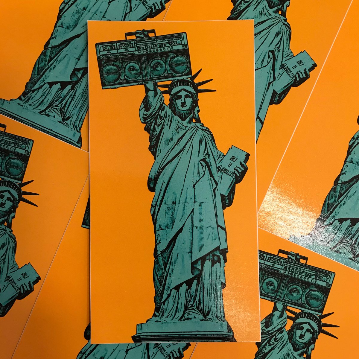 Statue Of Liberty Sticker | Dellarious