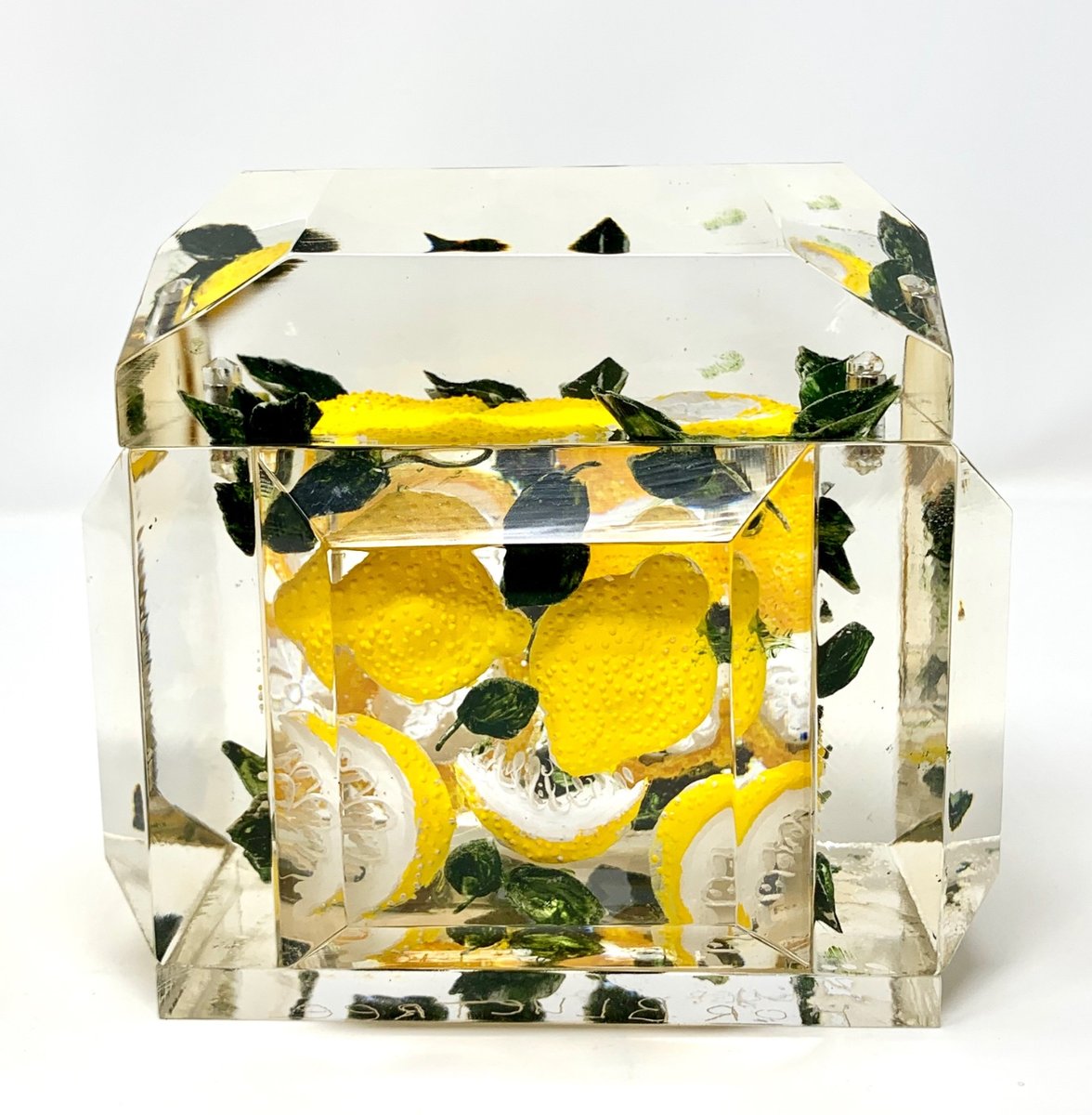 Mini Victorian Painted Lemons Lucite Box | BLUE TREE