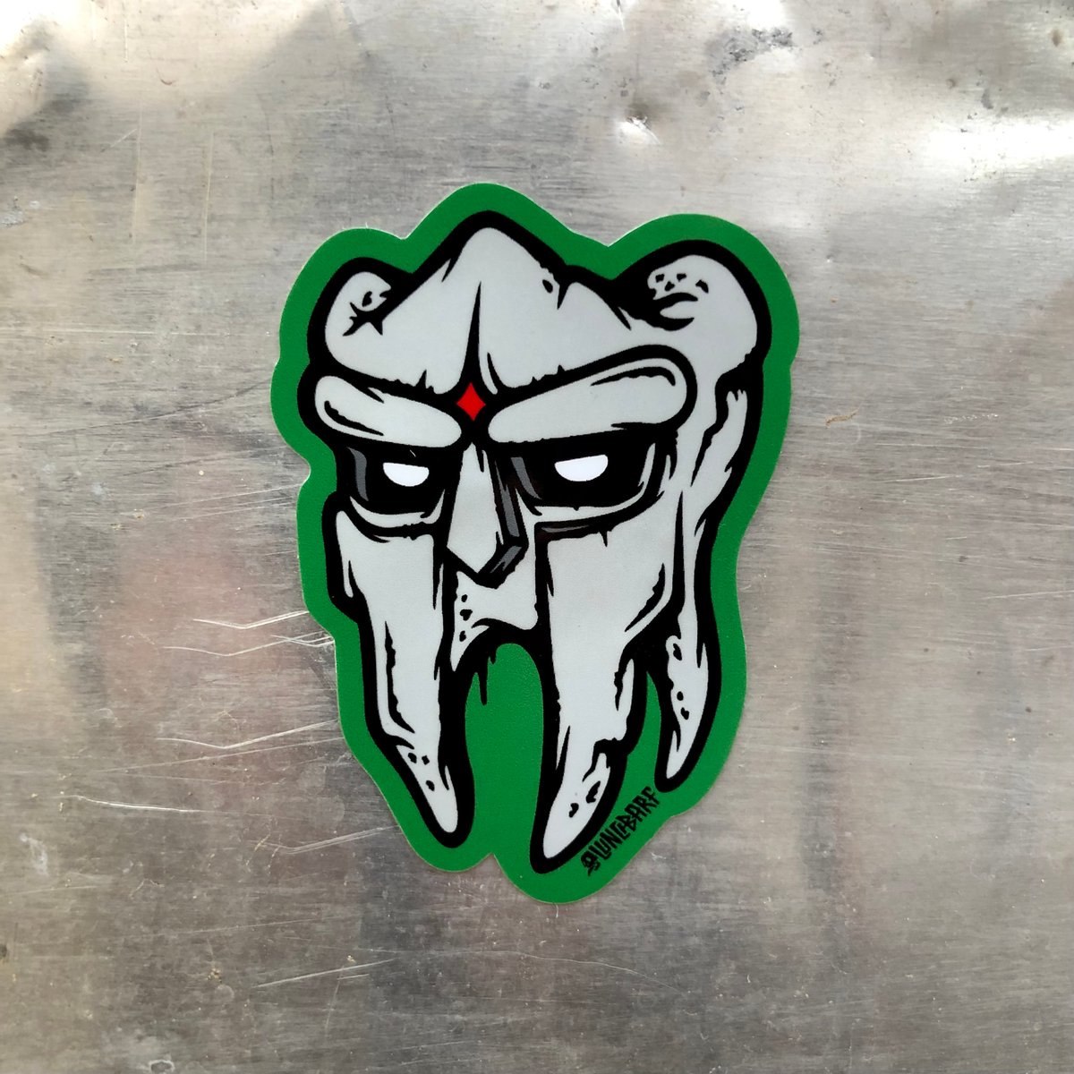 WisDOOM Tooth Sticker / LUNCHBARF