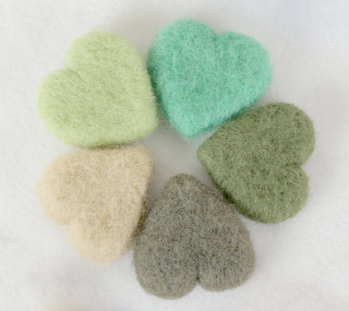 Felted Hearts - Green shades (5) | Aless Newborn Props Shop