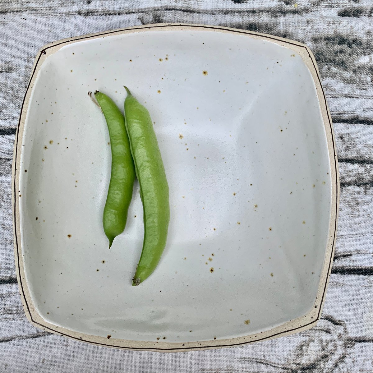 Square server, plain fleck | Fiona Veacock Ceramics