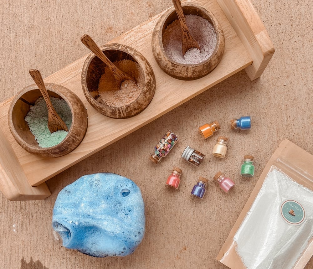 DIY Rainbow potion kit! | L&E Play