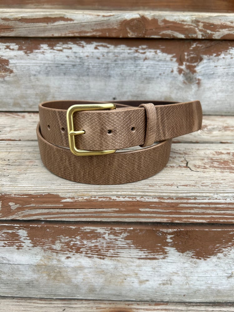 Horween Leather Belt - Natural Hatch Grain Chromexcel - 1.5" | Treetop ...