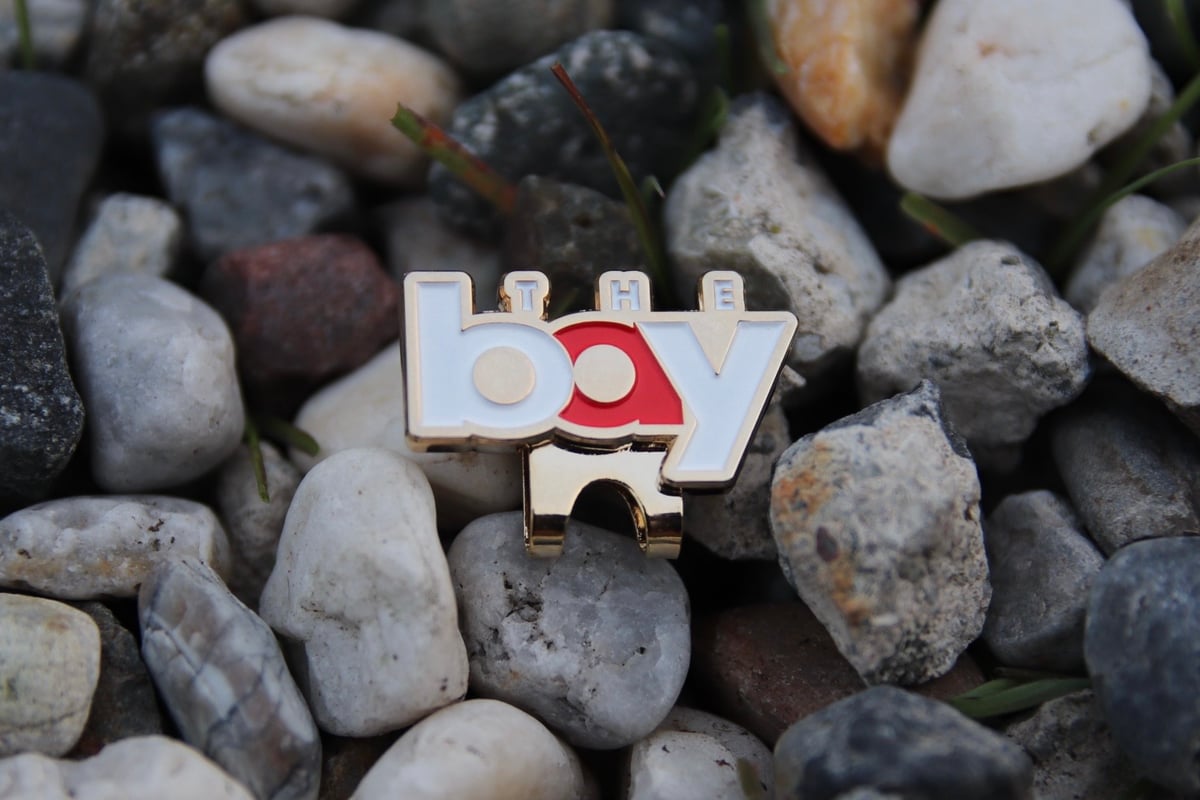 Transit Clip - Red/Gold | BayFitteds