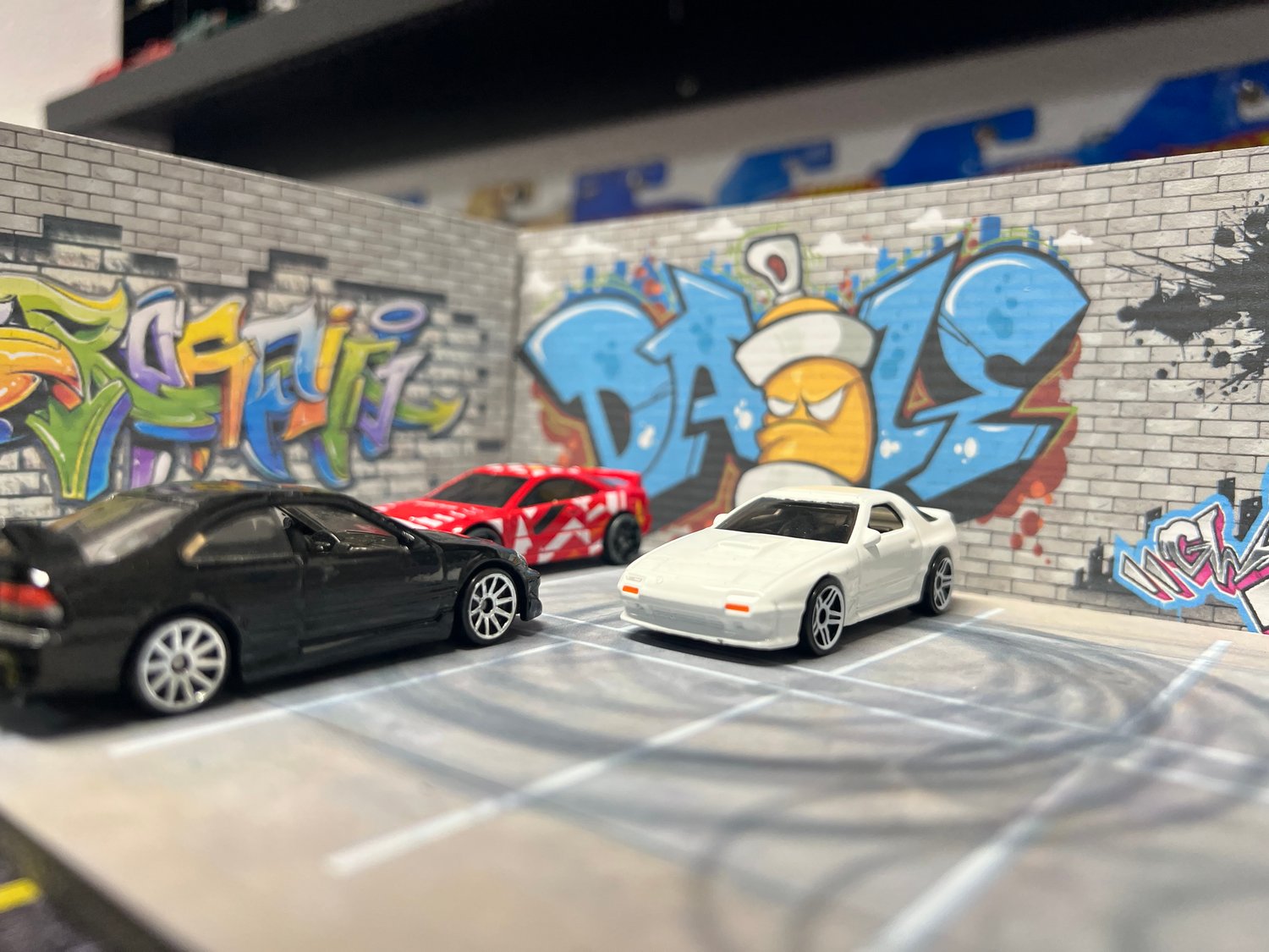 GRAFFITI PARKING LOT | Diecastpicez