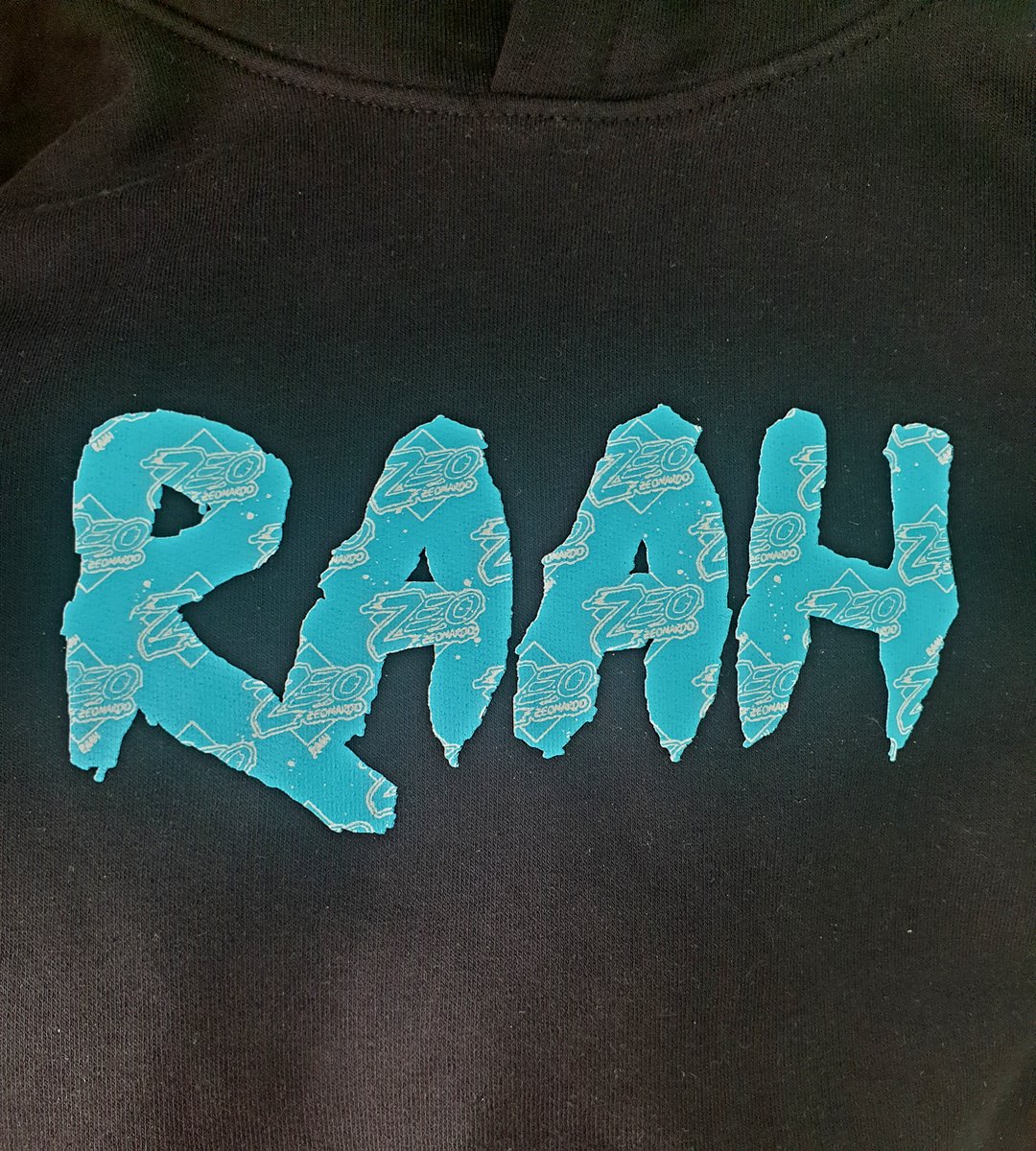 Raah Hoodie / ZeoZeonardo
