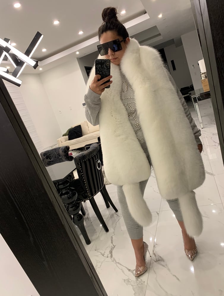 Mia Fur Boa Istylebysonia