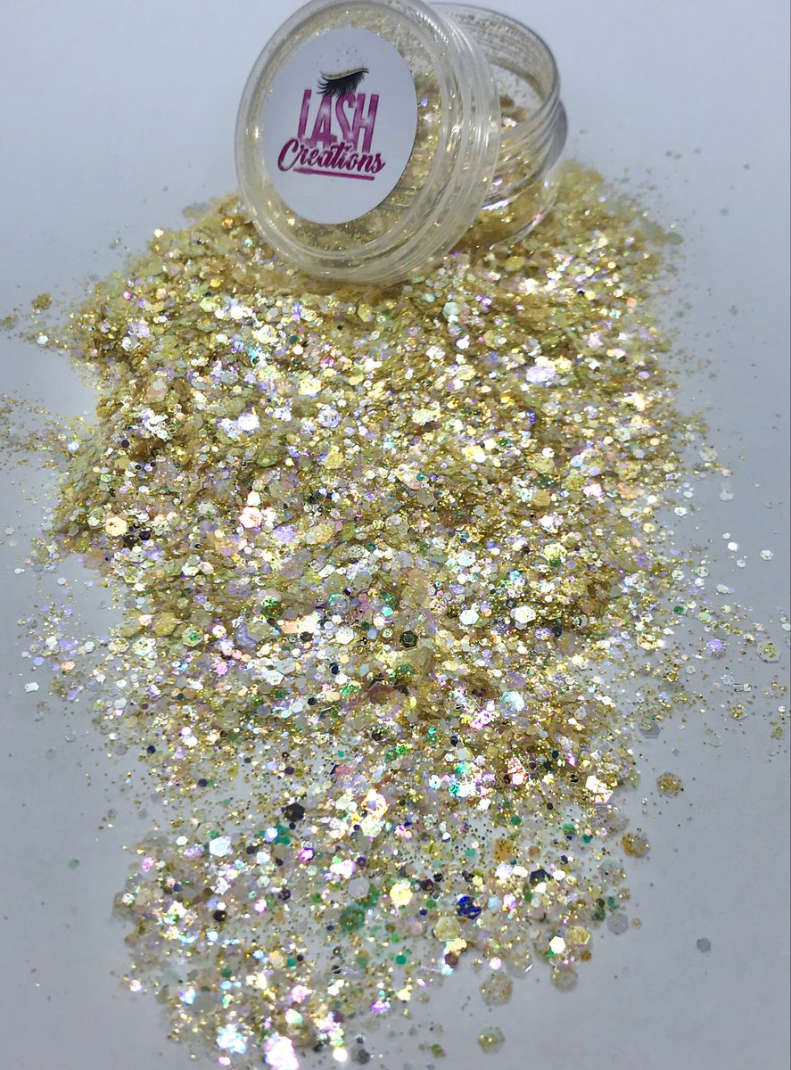 Goldie💛 | Lash Creations & Crafts