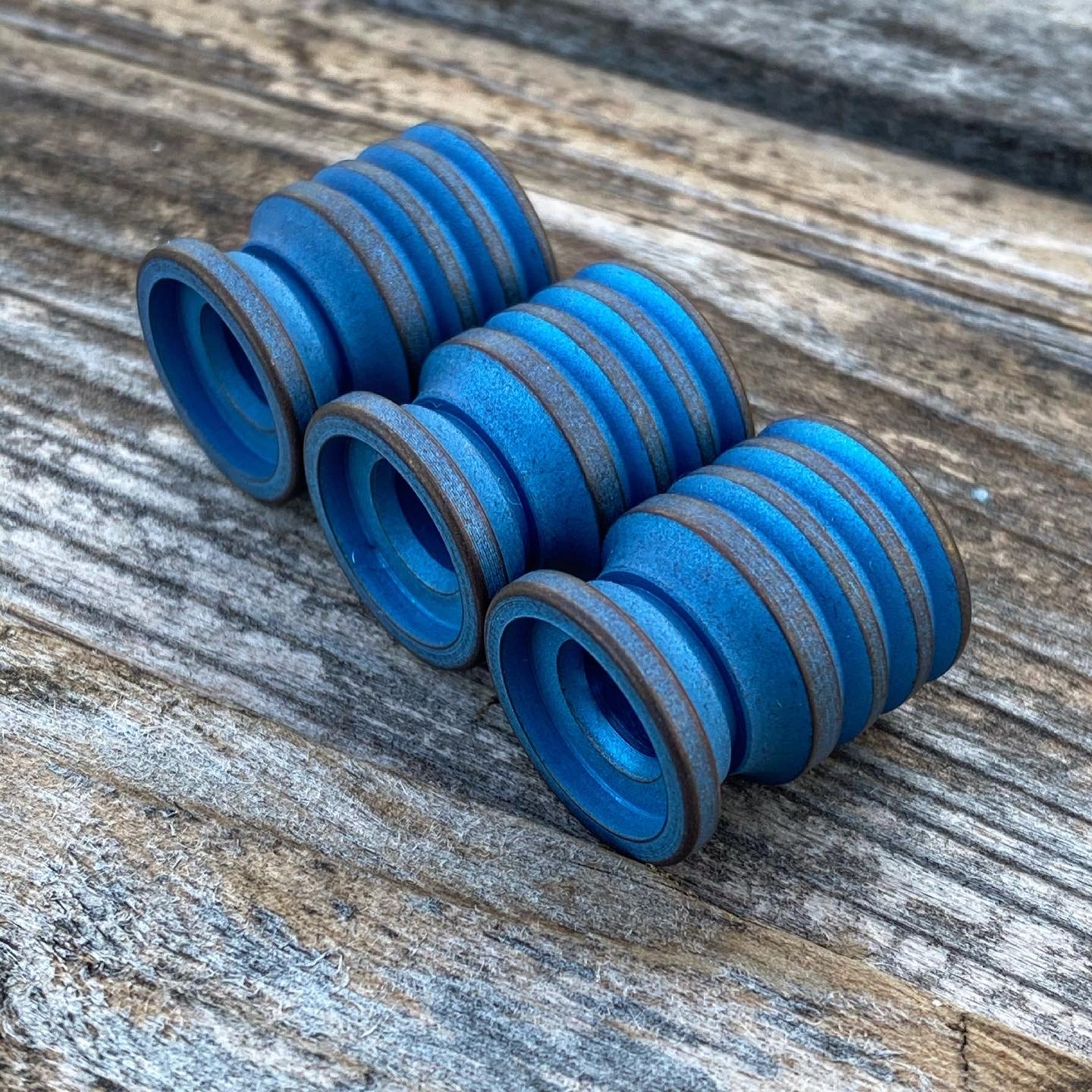 scoopyloops — Titanium Bronze Tips Hybrid