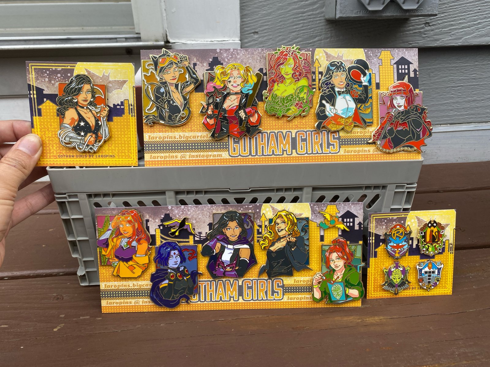 GG Girl Pins | laropins