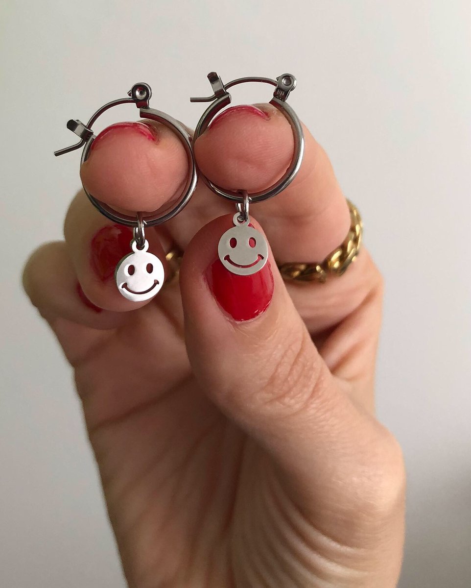 MINI SMILEY HOOPS | HUTCH MELBOURNE