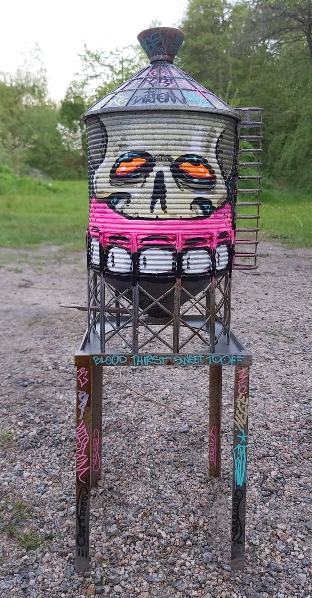 Toof Tower | sweet toof