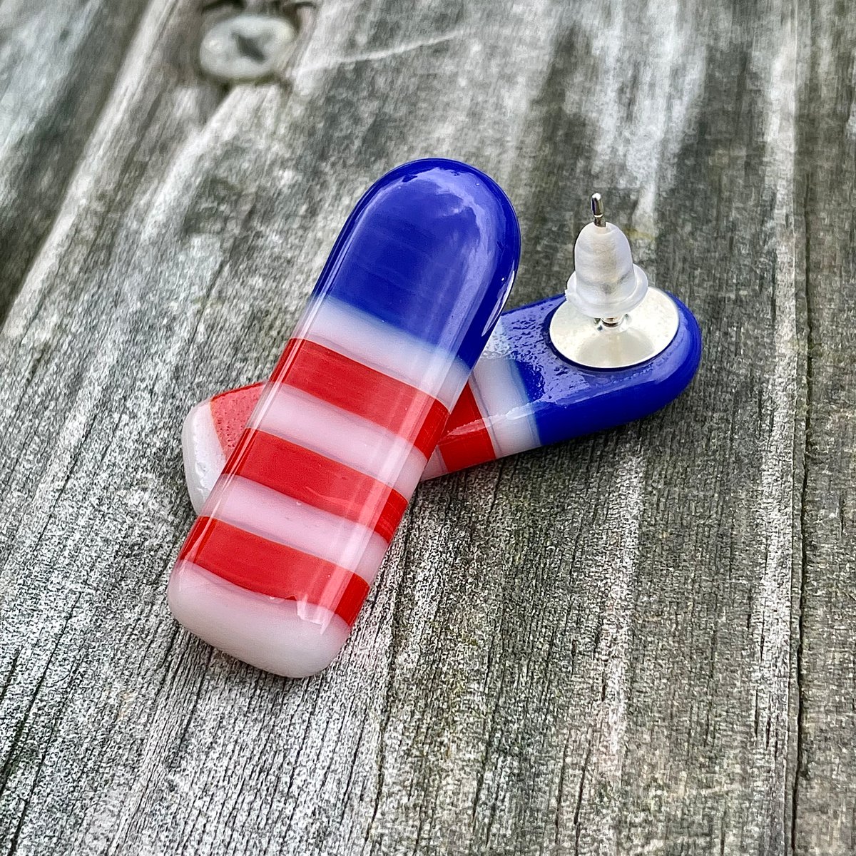 Red, White, and Blue Bars | Blob Blob Studio